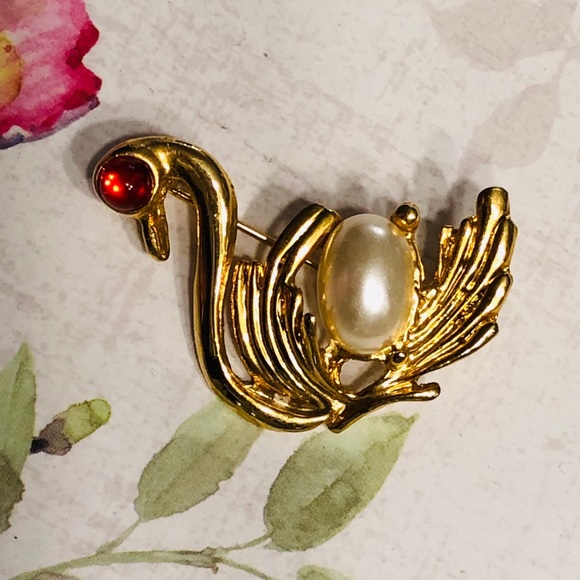 Jewelry | Swan Brooch Faux Pearl Red Beaded Eye Gold Tone | Poshmark